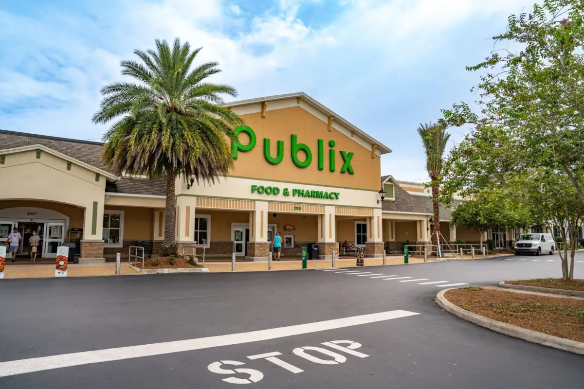 Grand Traverse Plaza - Convenient Shopping and Dining