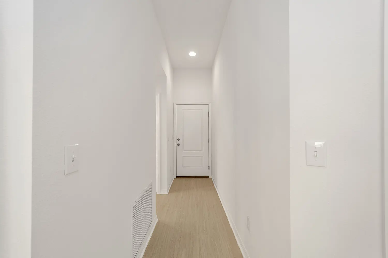 Garnet - The Villages