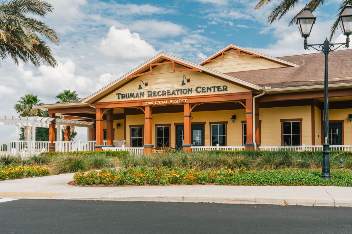 Truman Recreation - Classic Car-Themed Fun in The Villages