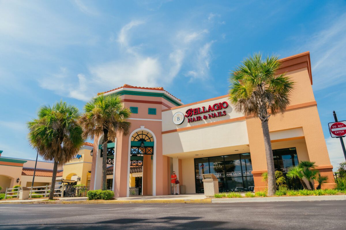 Spanish Plaines Shopping Plaza in The Villages