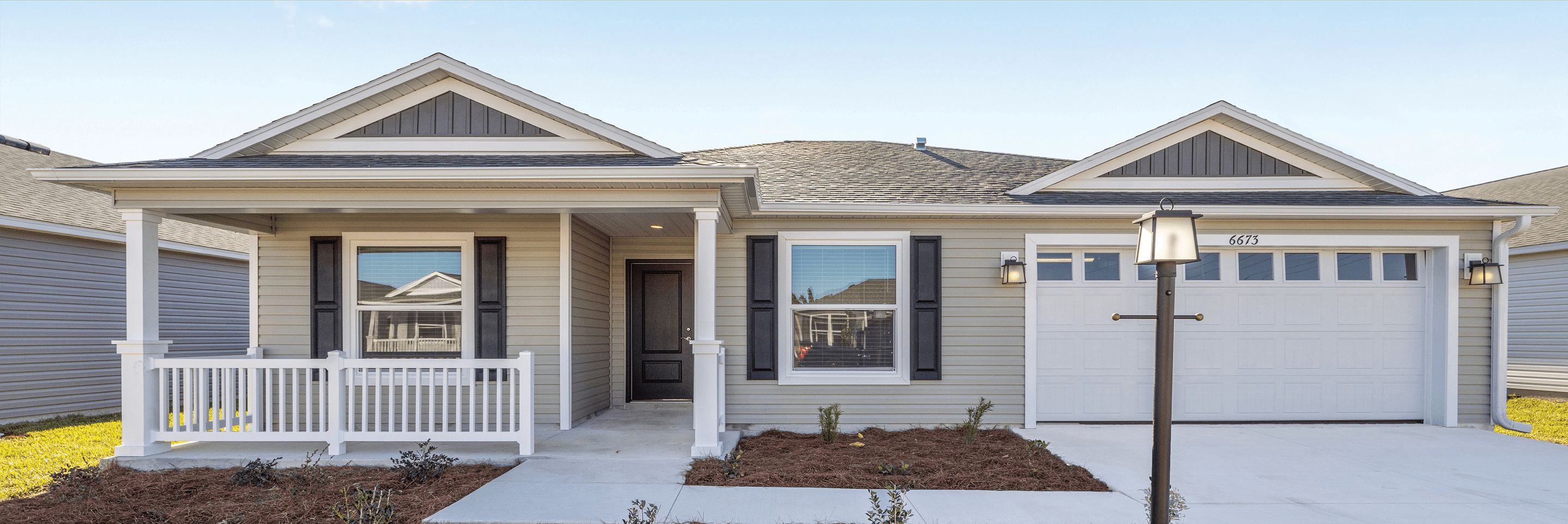 Cottage Homes in The Village of Lake Denham - The Villages